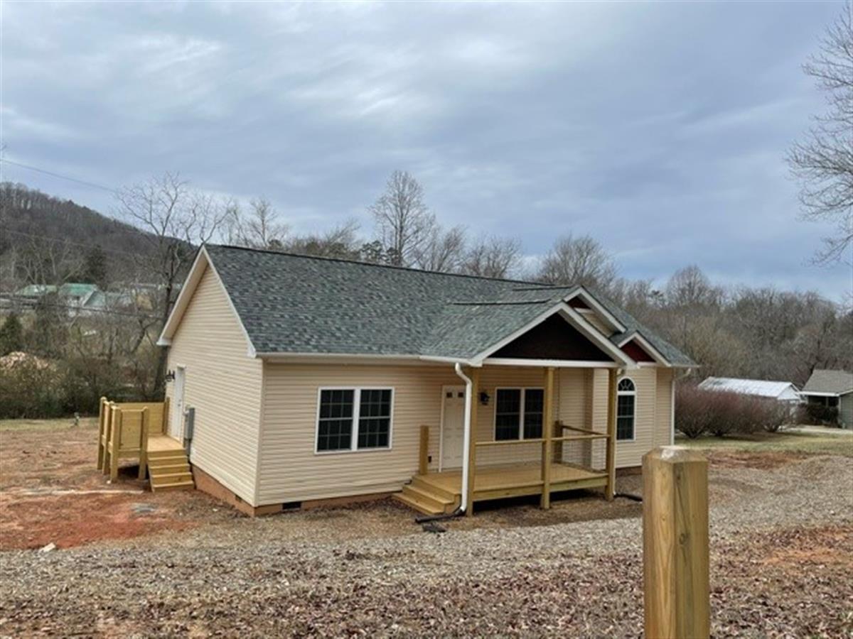 152 BEN LIPPEN RD, ASHEVILLE NC 28806 - Buncombe County Tax Lookup